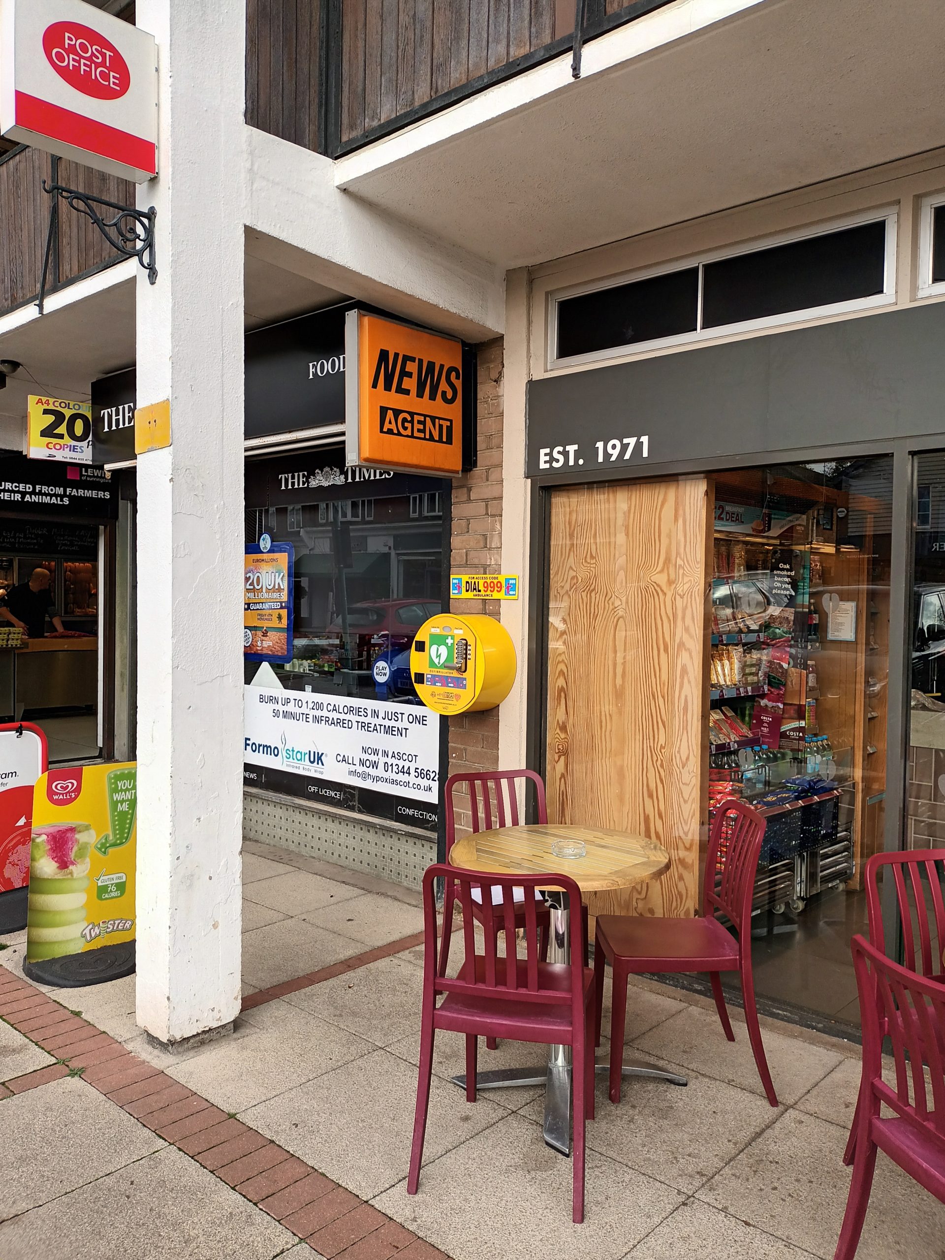 Sunningdale Parish Council - Defibrillators